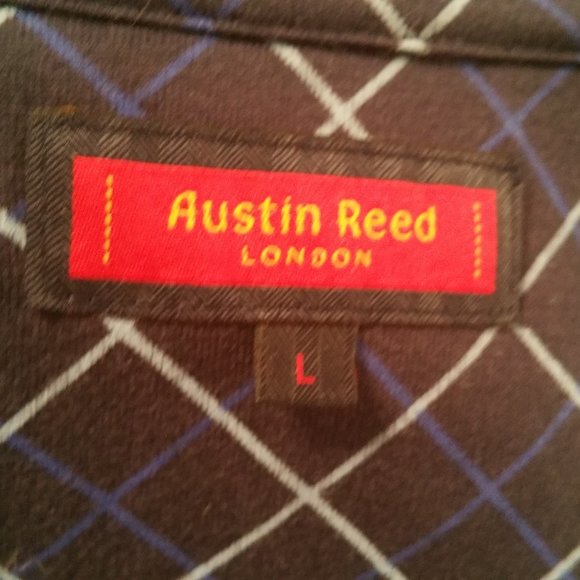 Austin Reed | Shirts | Austin Reed Bluewhite Button Down Shirt Sz Lrg ...